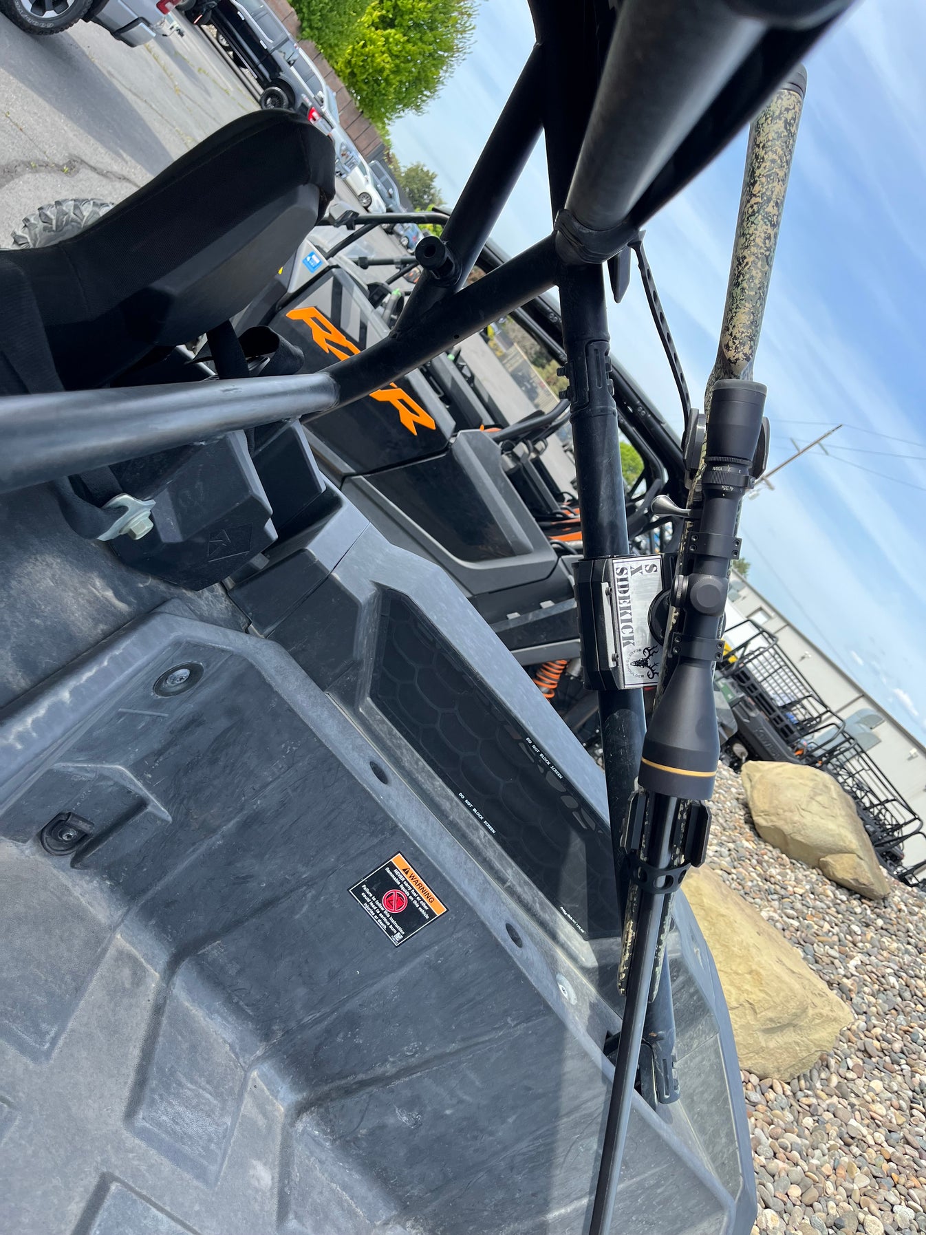 Sidekick SXS Gun Rack – Ready To Shoulder